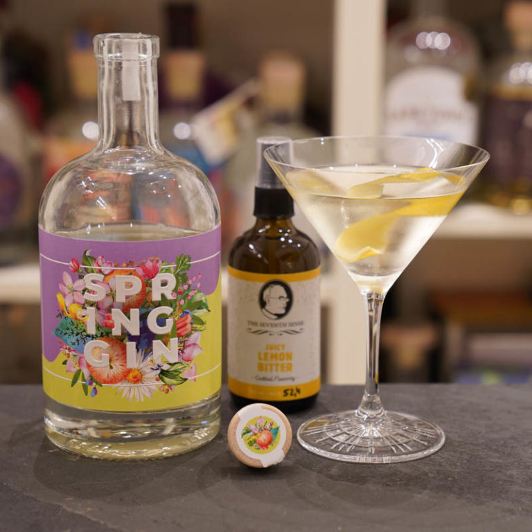 Wajos Spring Gin - ginvasion - floral und fruchtig